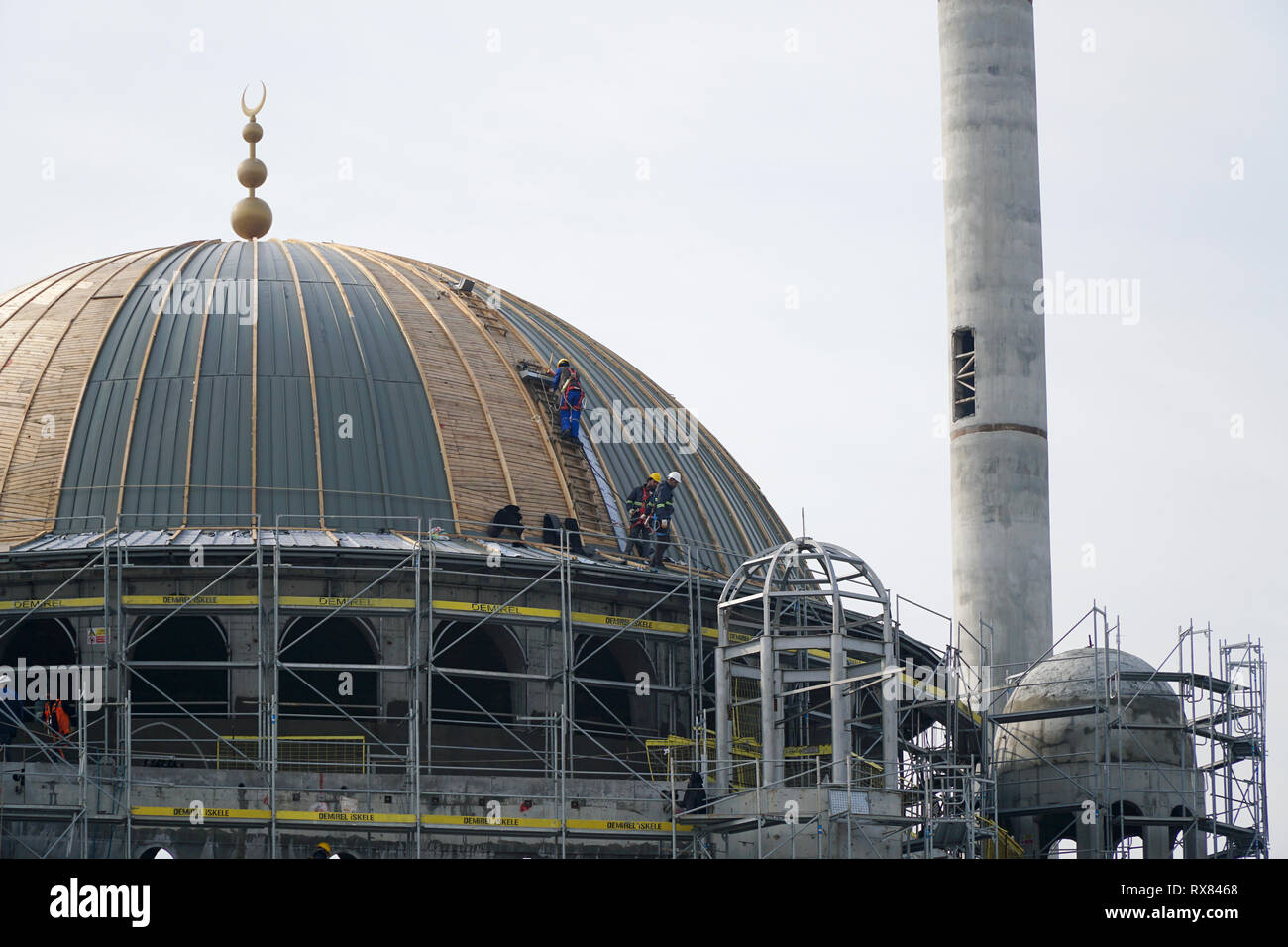 Istanbul building construction hi-res stock photography and images - Alamy