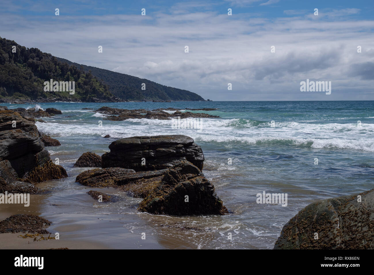 Felsen am strand hi-res stock photography and images - Alamy
