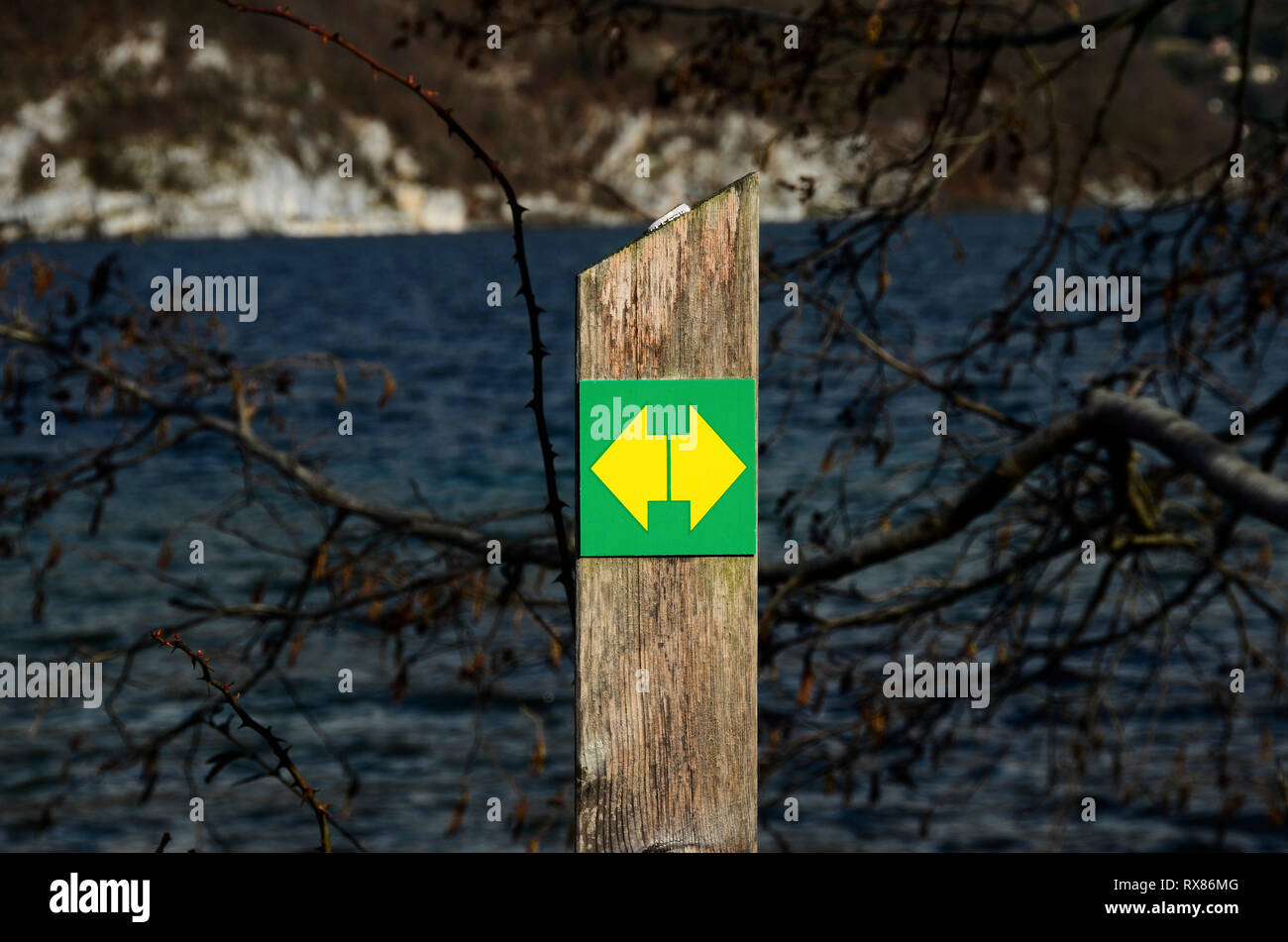 Pedestrian walkway arrows sign hi-res stock photography and images - Alamy