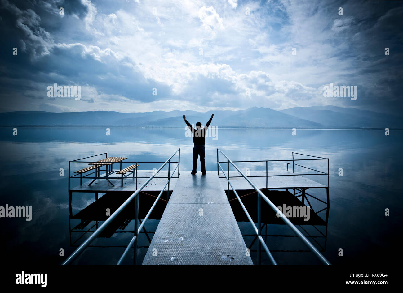 Person standing edge wooden hi-res stock photography and images - Alamy