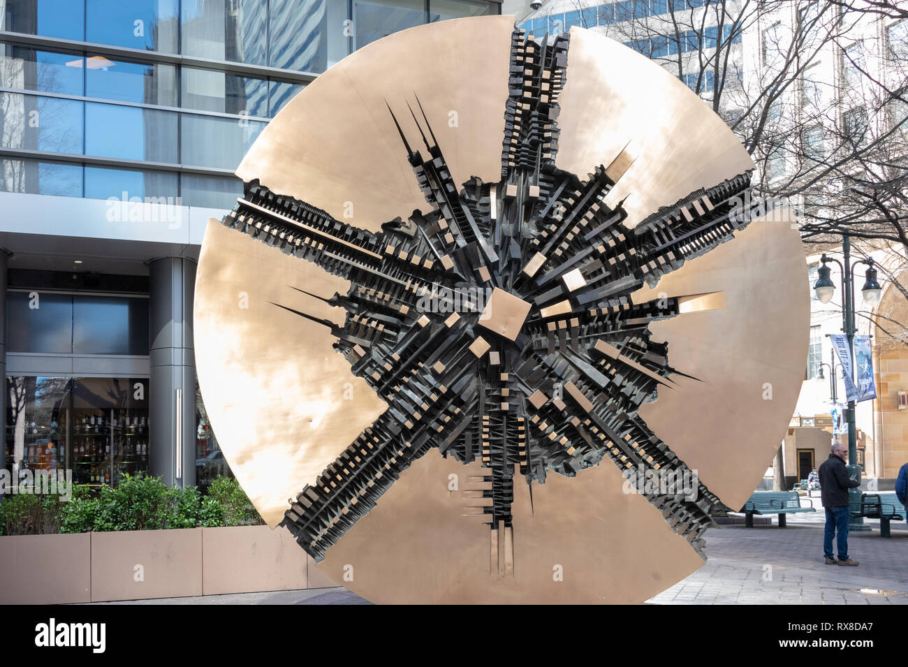 Modern memorial plate hi-res stock photography and images - Alamy