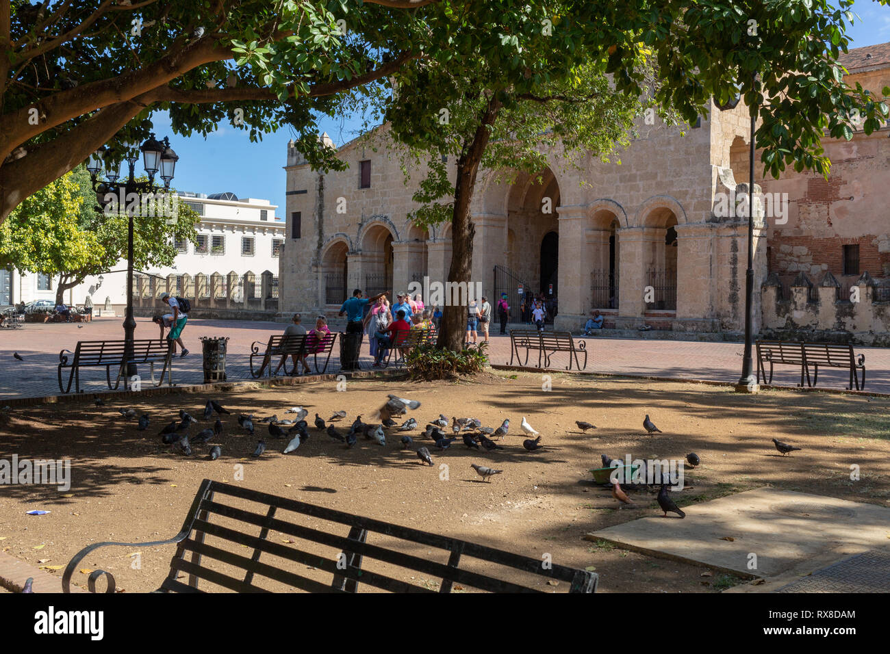 Parque Colon, Santo Domingo, Dominican Republic Stock Photo - Alamy
