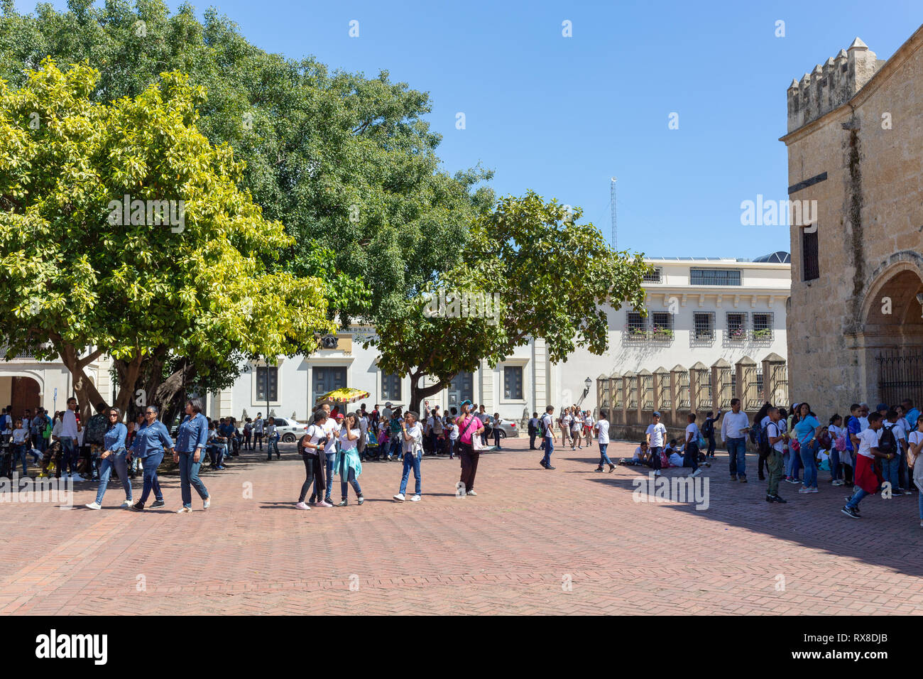 Parque colon santo domingo hi-res stock photography and images - Alamy