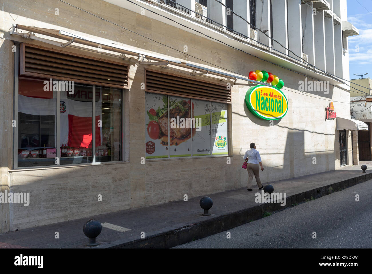 Super mercado hi-res stock photography and images - Alamy