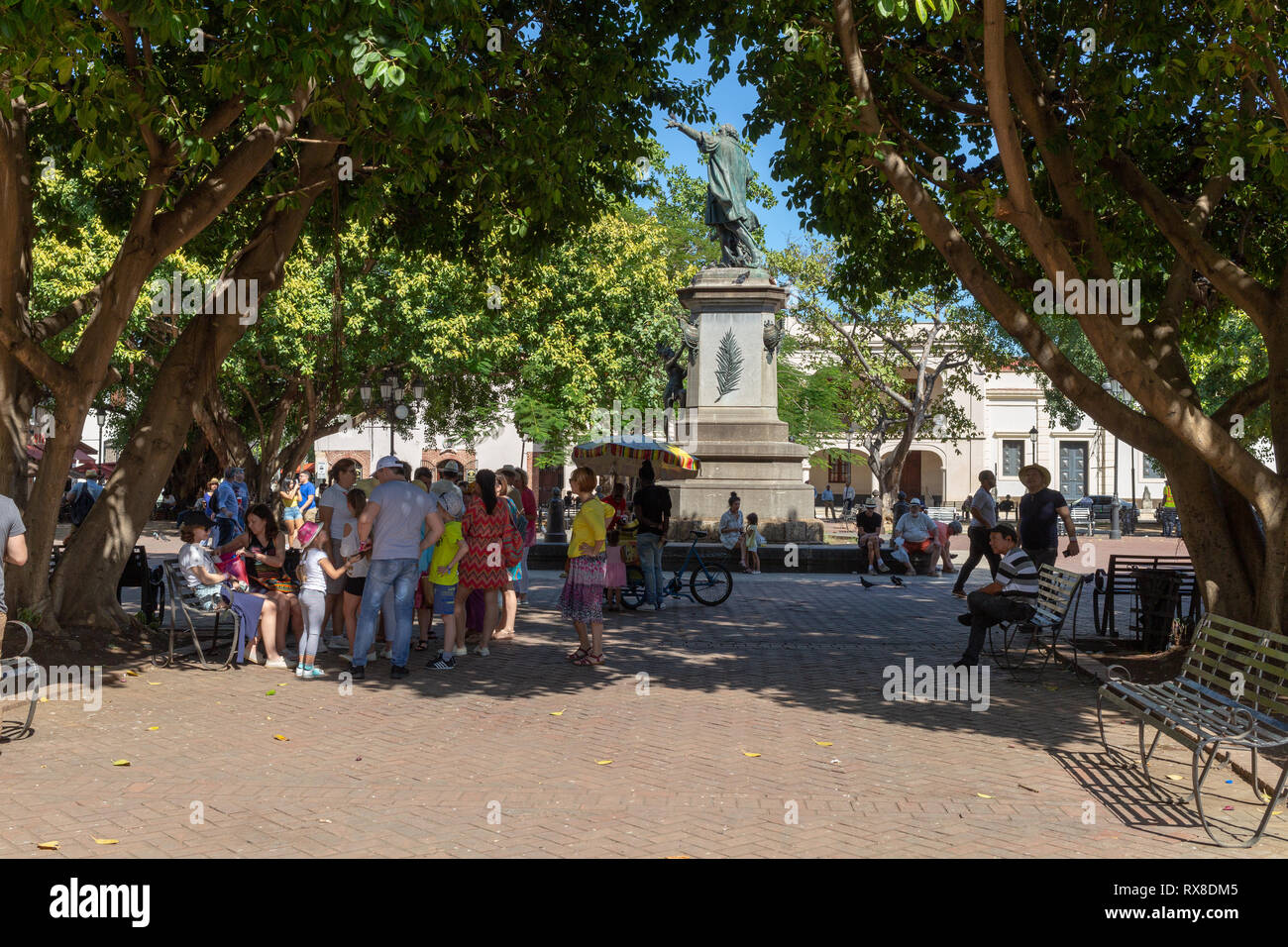 Parque Colon, Santo Domingo, Dominican Republic Stock Photo - Alamy