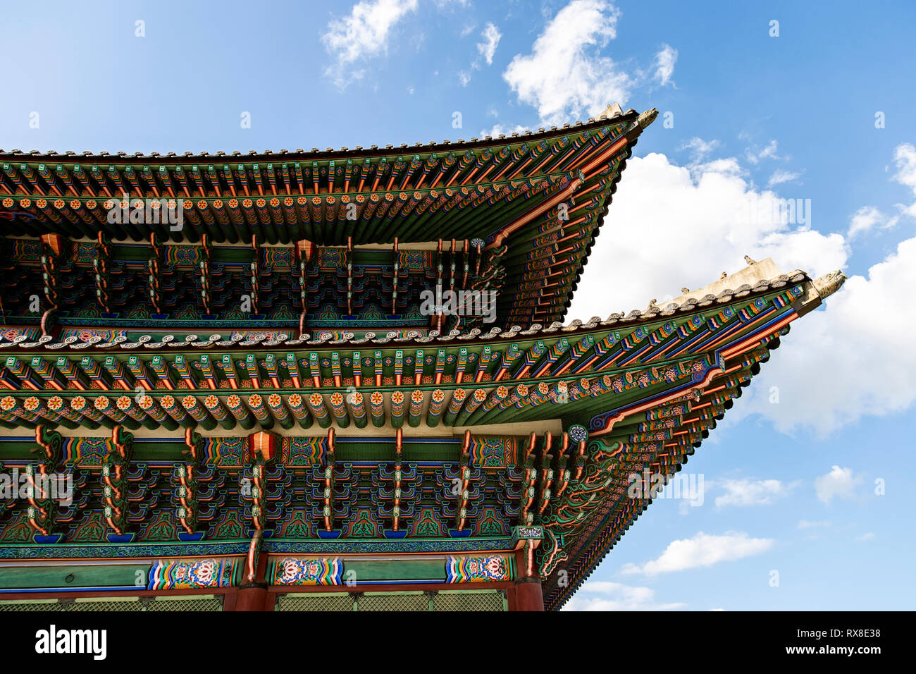 Roof pattern hi-res stock photography and images - Alamy