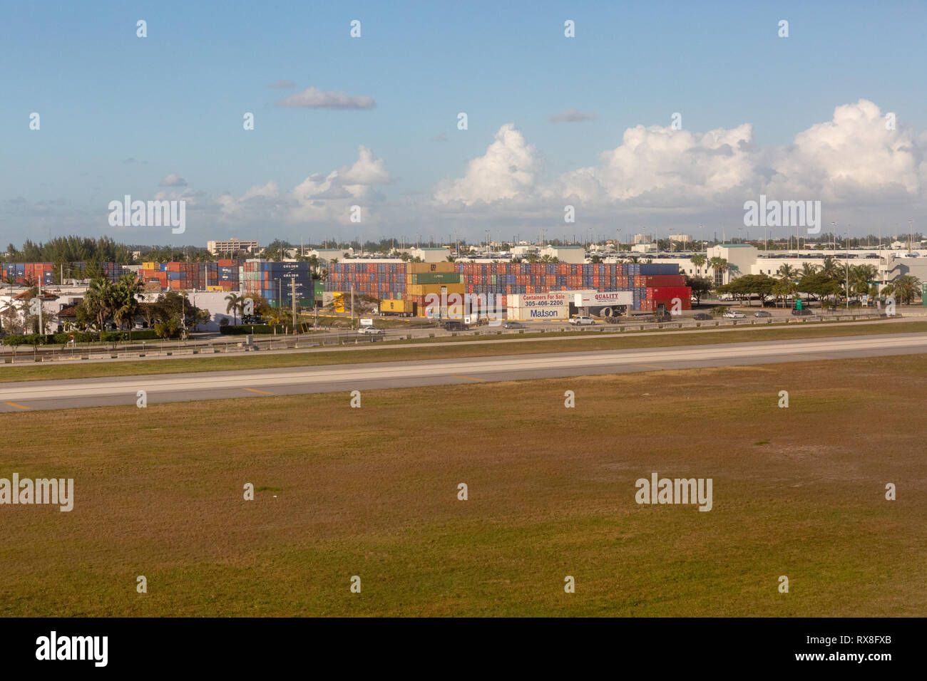 Miami International Airport Florida Stock Photo - Alamy