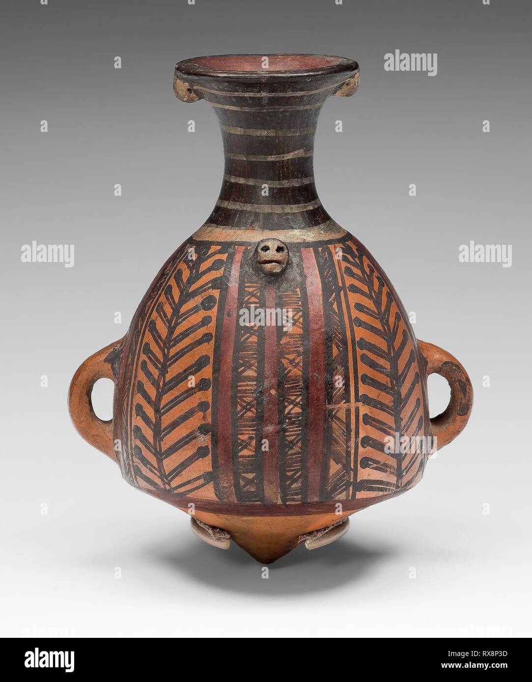 Inca aryballos hi-res stock photography and images - Alamy