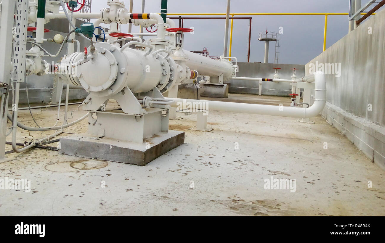 The pump for pumping hot products of oil refining. Equipment refinery ...