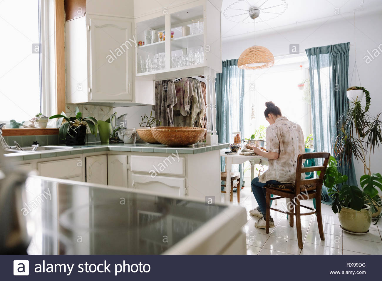 Eco artist hi-res stock photography and images - Alamy