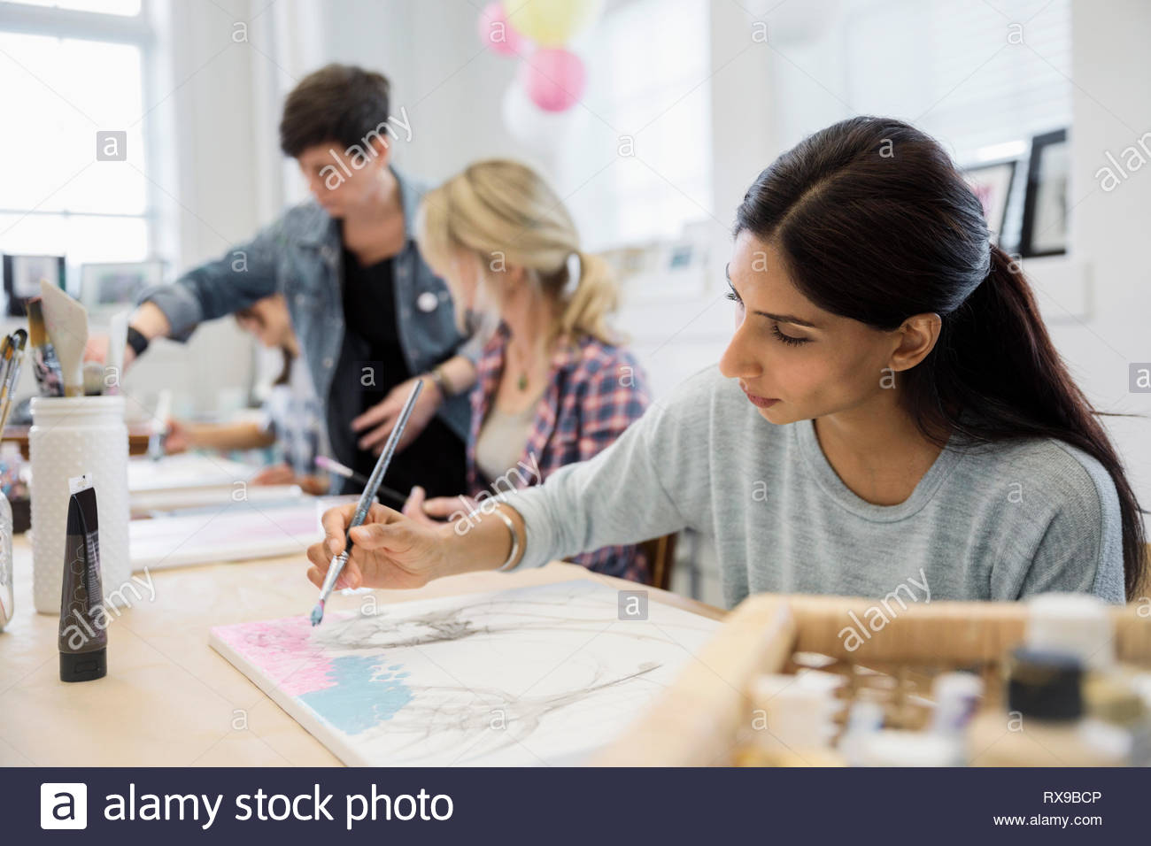 Focused center hi-res stock photography and images - Alamy