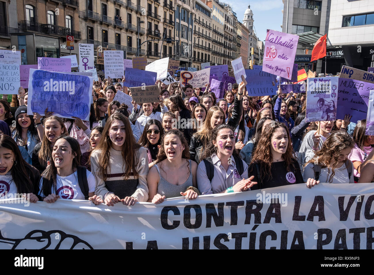 Women seen shouting slogans during the protest. Hundreds of students ...