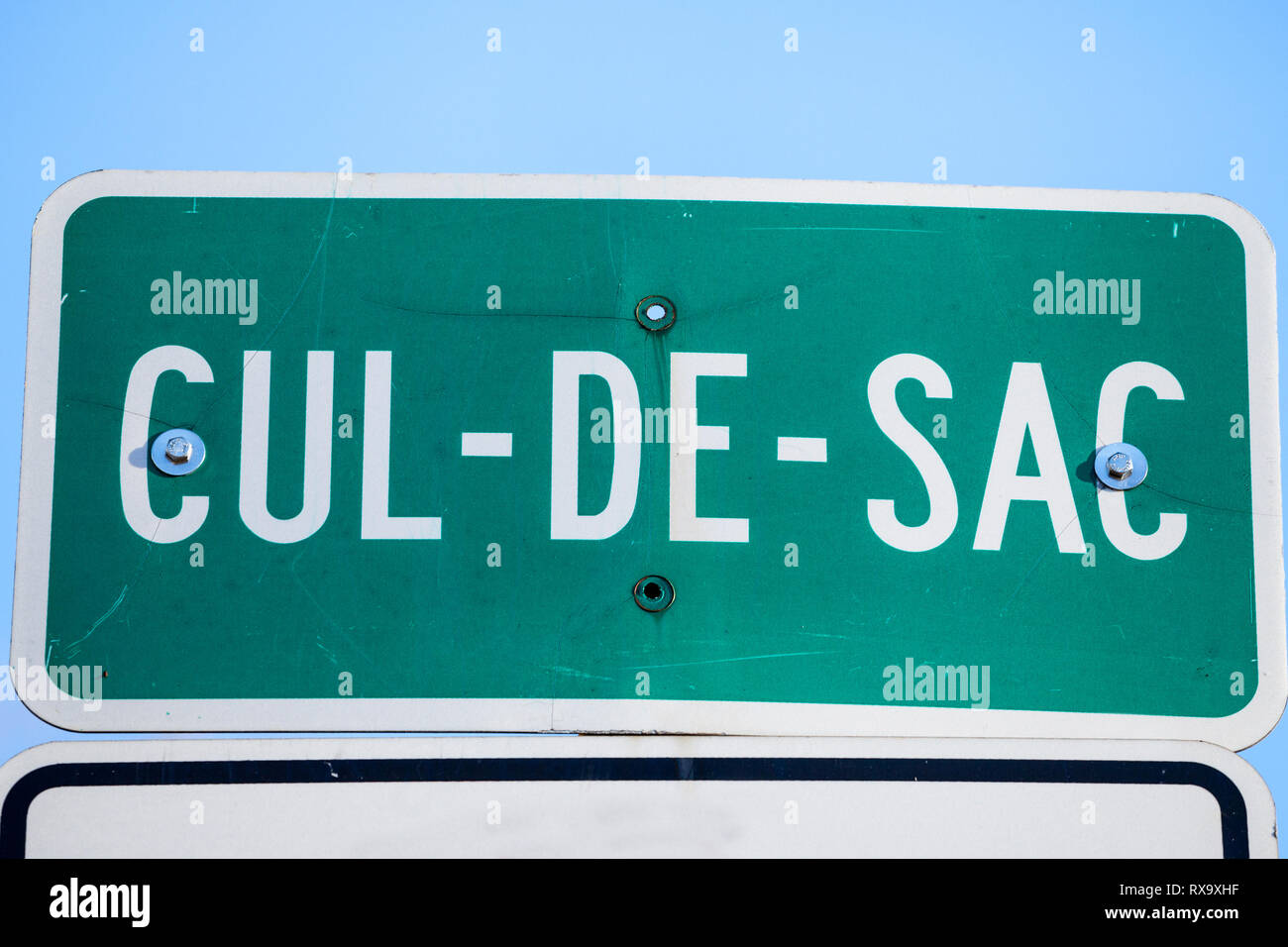 Cul de sac road sign hi-res stock photography and images - Alamy