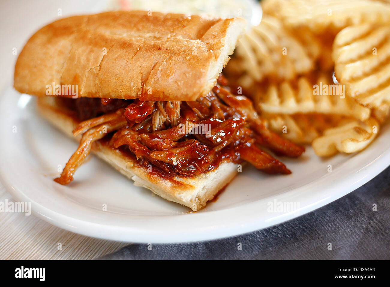 Buns with meat hi-res stock photography and images - Alamy