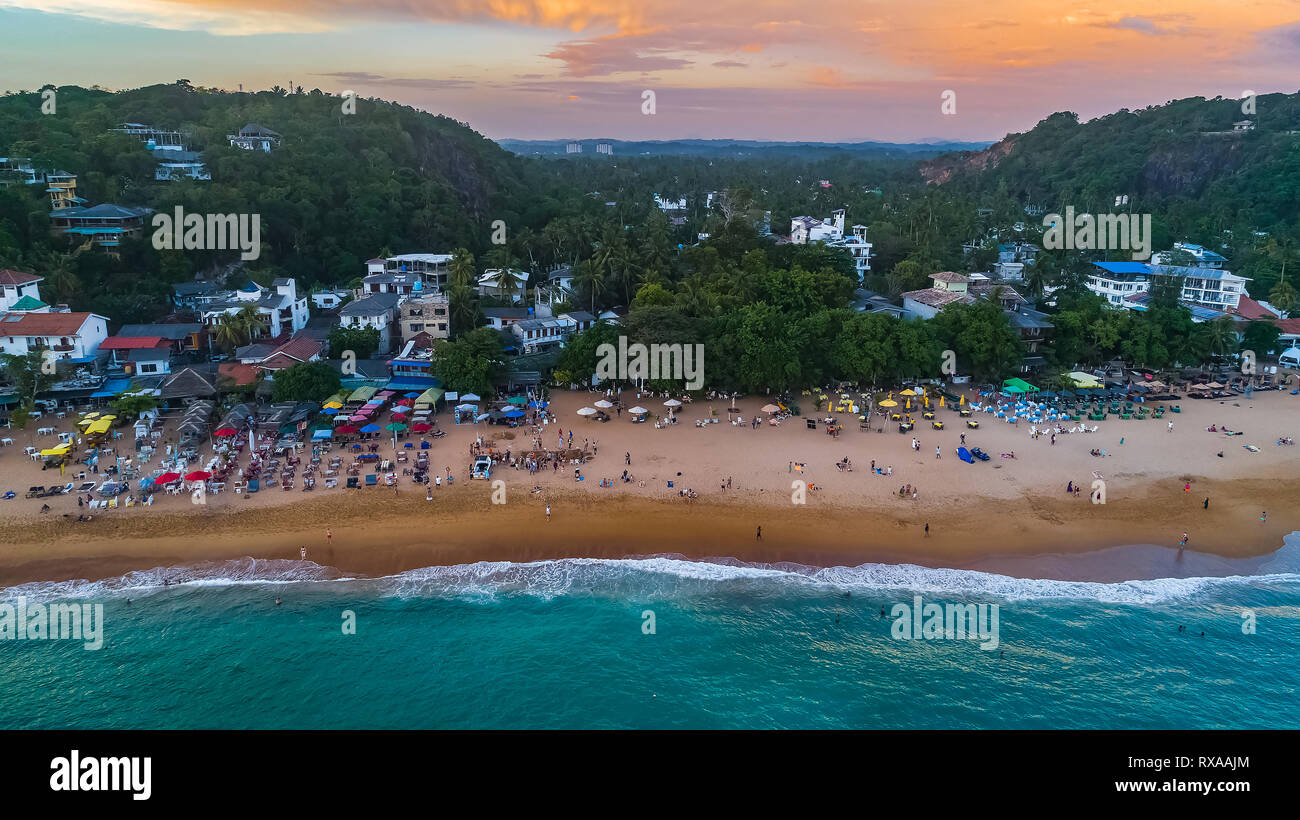 Sunset beach sri lanka island hi-res stock photography and images - Alamy