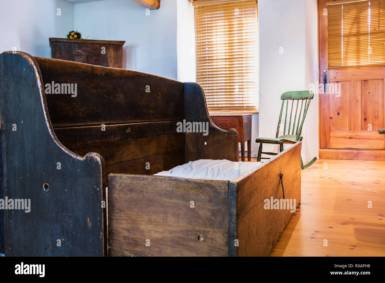 1880s rocking chair High Resolution Stock Photography and Images - Alamy
