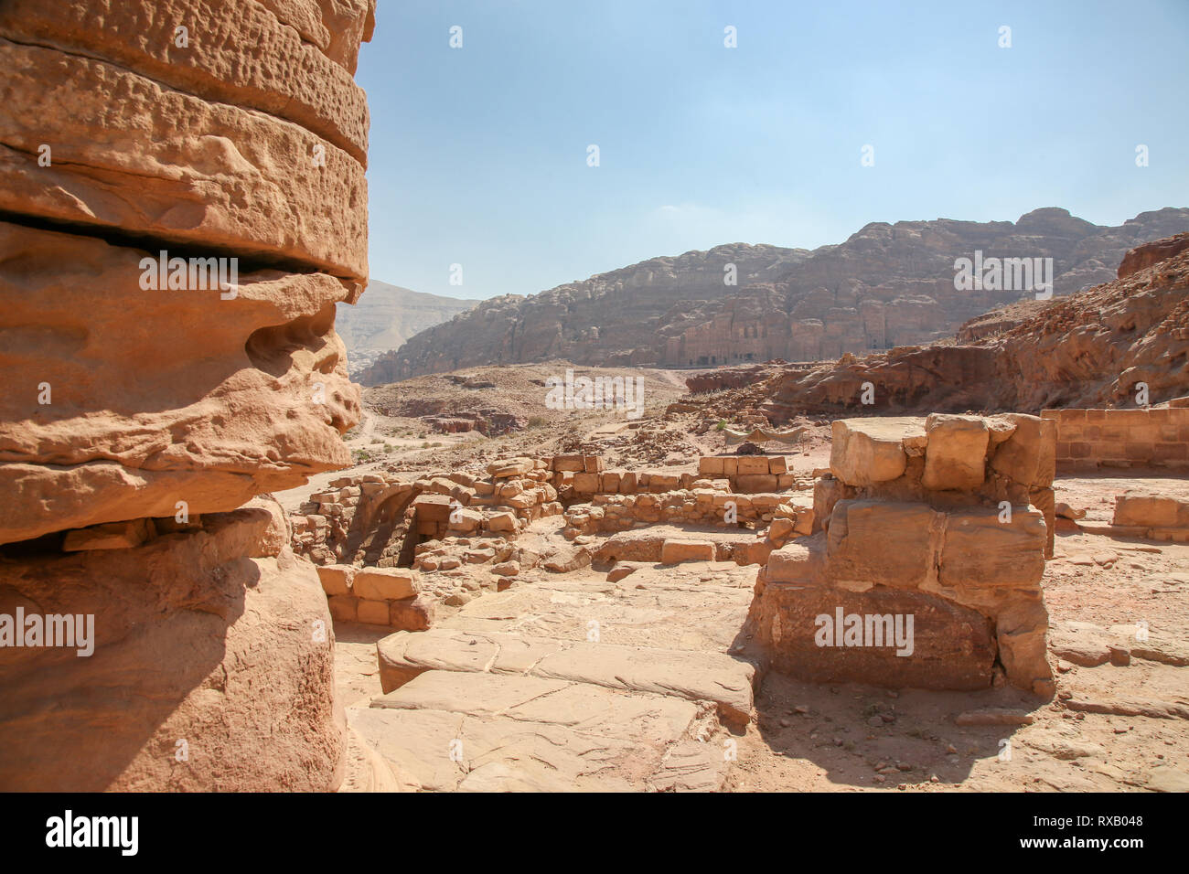 Great temple petra jordan hi-res stock photography and images - Alamy