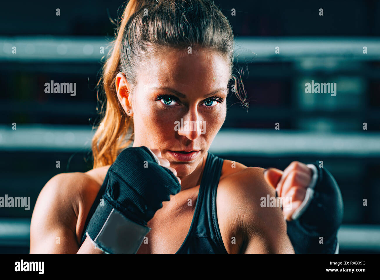 Female boxer hi-res stock photography and images - Alamy