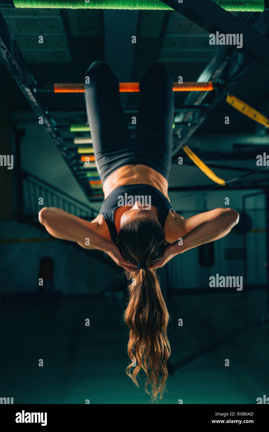 Female crunches hi-res stock photography and images - Alamy