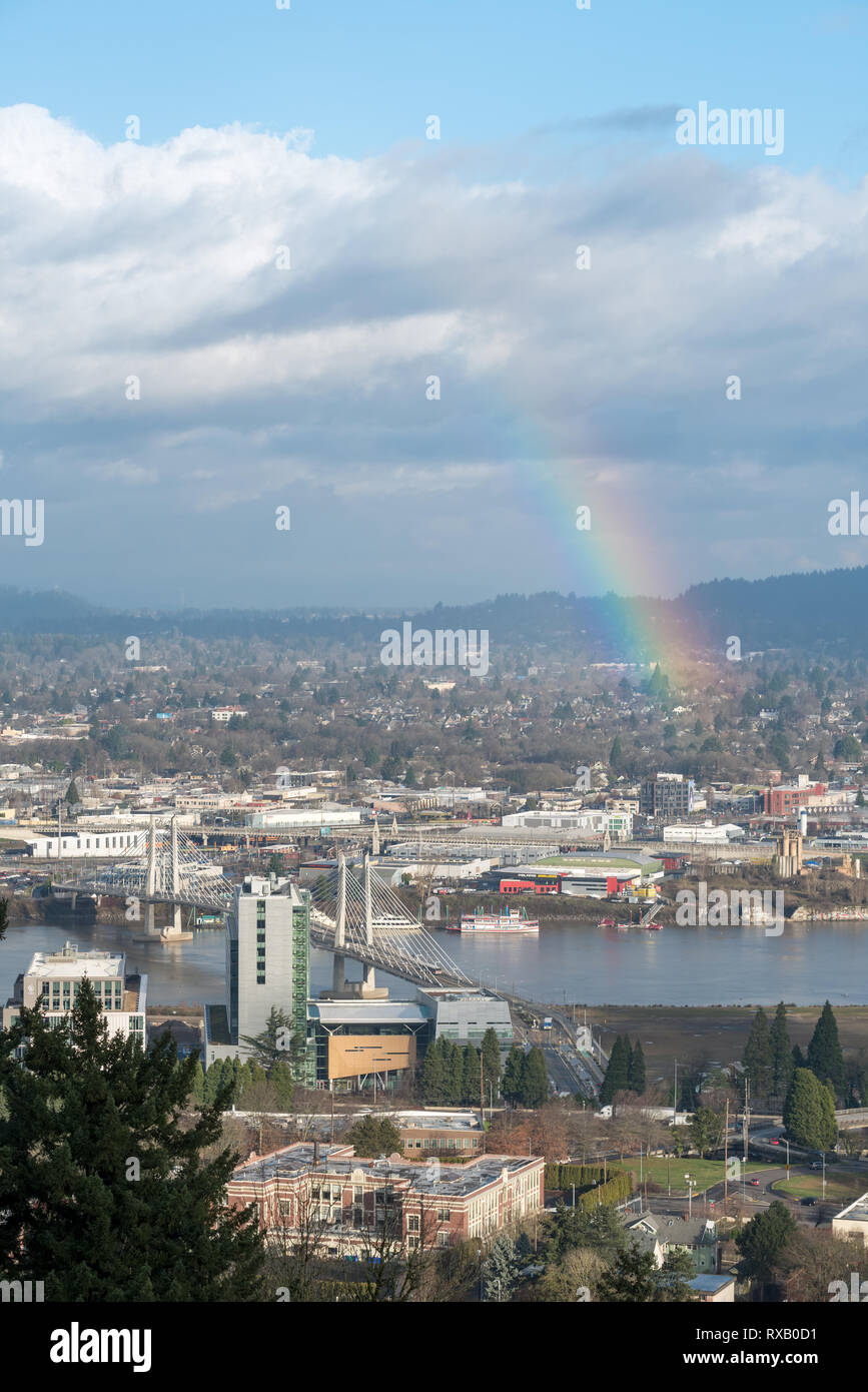 Rainbow cable hi-res stock photography and images - Alamy
