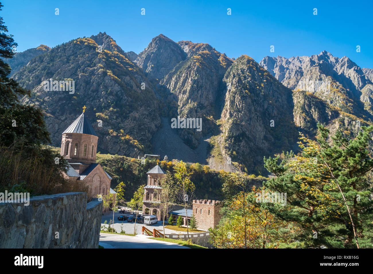 Darial gorge hi-res stock photography and images - Alamy
