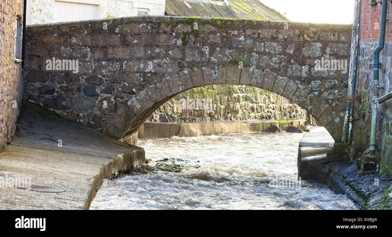 Old stone bridge, Newlyn, Cornwall, England, UK Stock Photo - Alamy