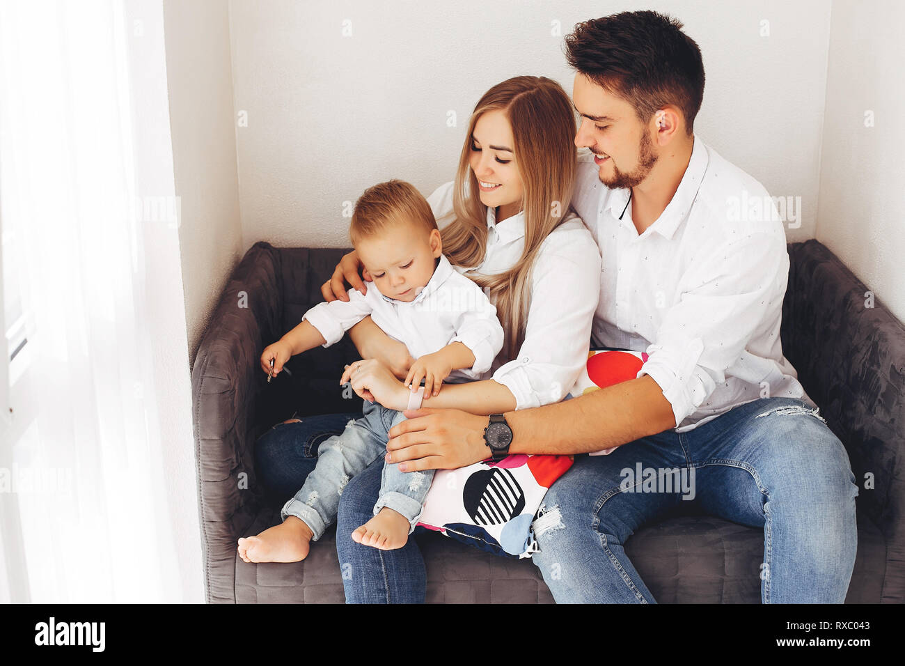 Parent home hi-res stock photography and images - Alamy