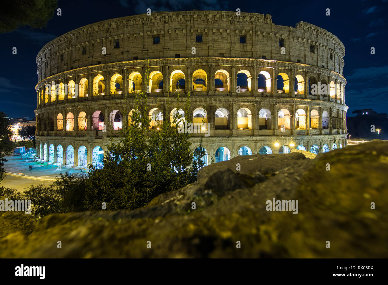 The Colosseum, the world famous landmark in Rome Stock Photo - Alamy