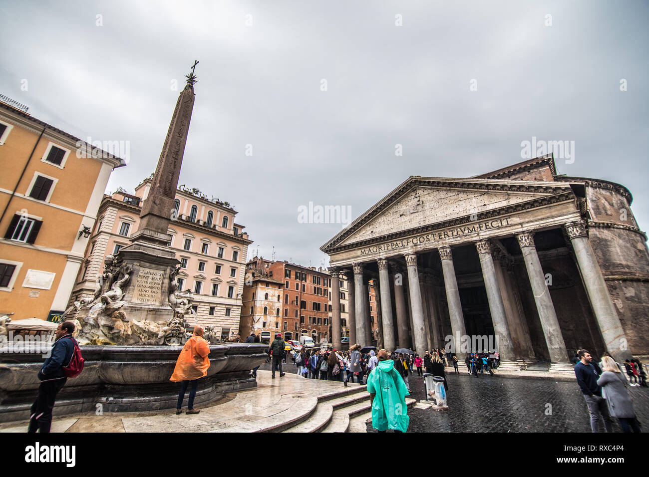 Rome, Italy - November, 2018: Ancient Roman Pantheon temple, front view ...