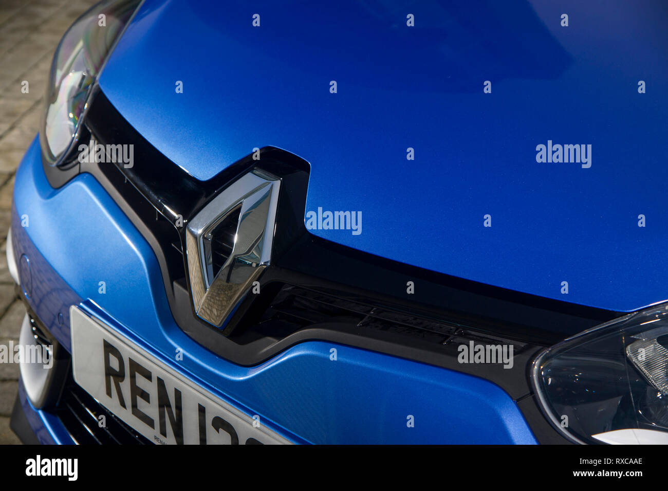 2014 Renault Megane GT Line, french C Segment mid size sports hatchback ...