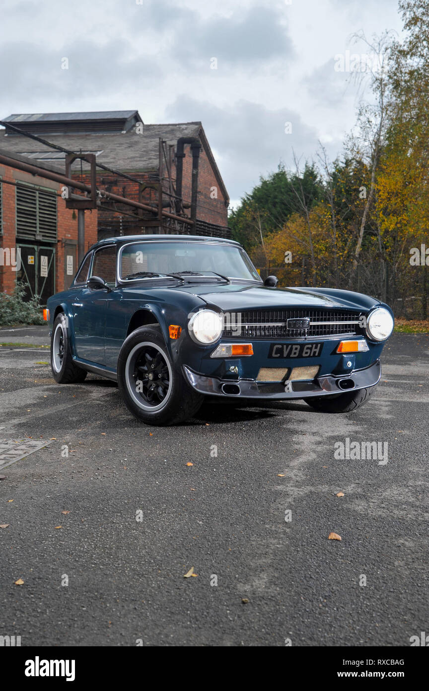 1970 Triumph TR6 classic British sports car Stock Photo - Alamy