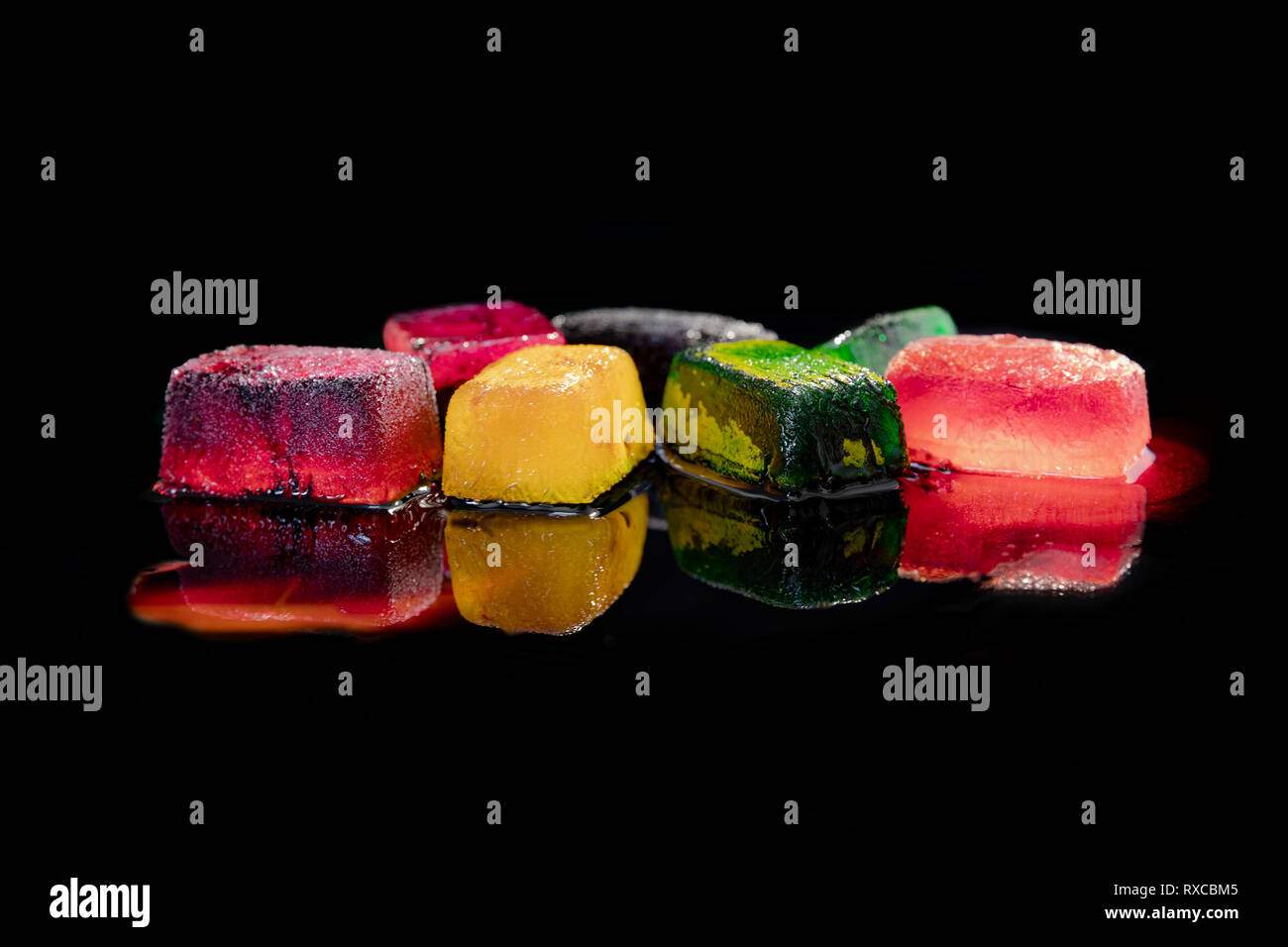 Ice colors hi-res stock photography and images - Alamy