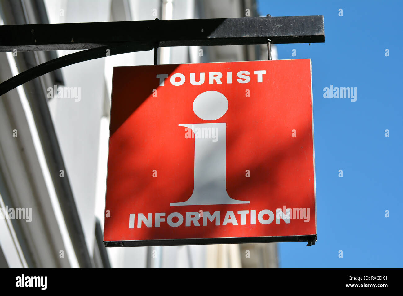 Big city access road hi-res stock photography and images - Alamy