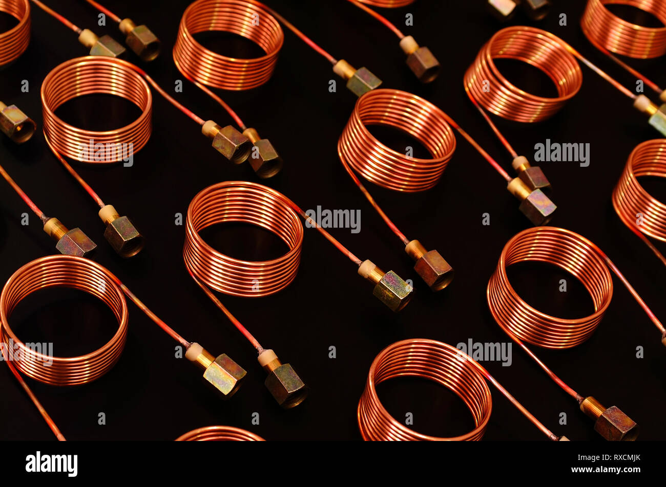 Copper wire and water hi-res stock photography and images - Alamy