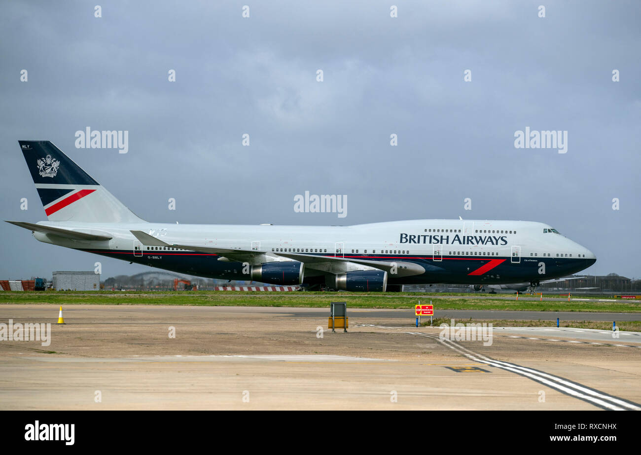 A Boeing 747 in British Airways Landor livery, part of British Airways ...