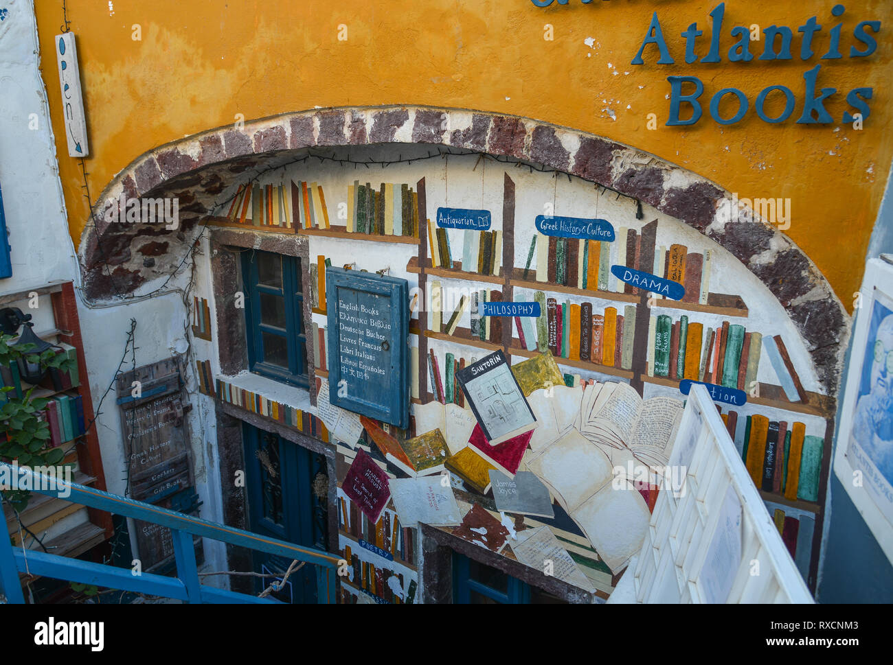 Greece santorini atlantis bookstore hi-res stock photography and images ...