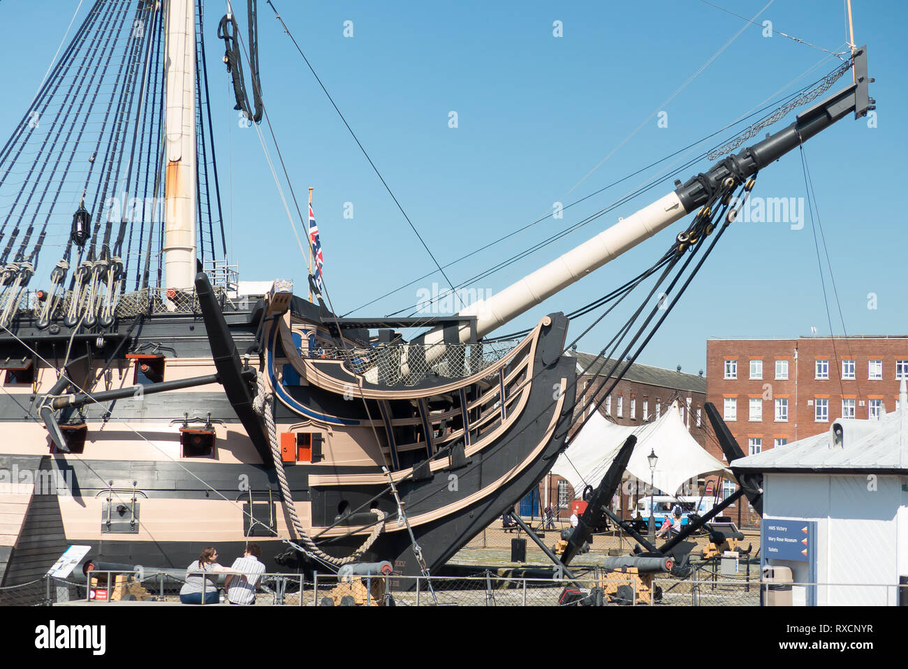 Portsmouth Harbour, UK: Admiral Nelson's flagship, 'HMS Victory' Stock ...