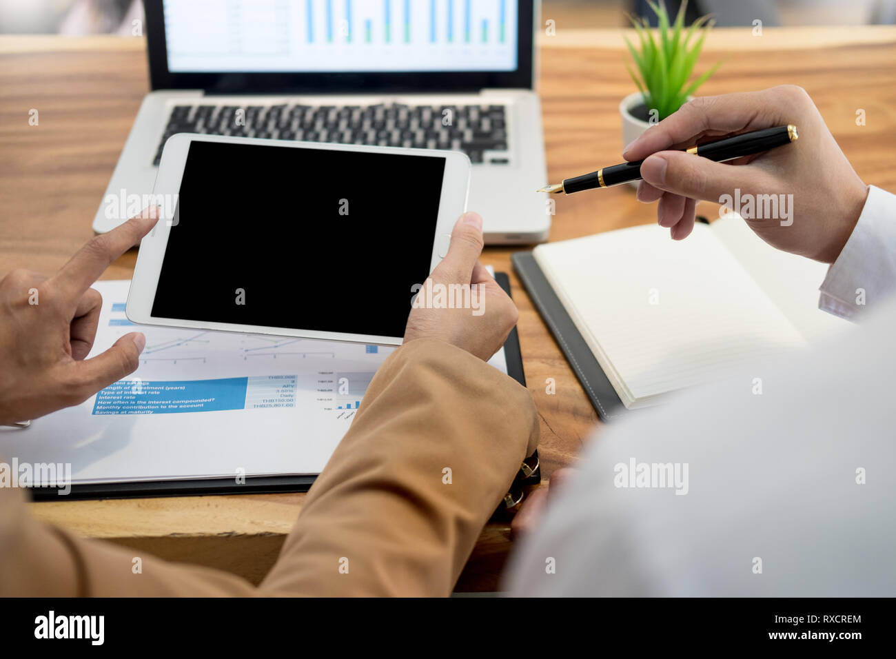 Teamwork Startup Project Planning making great discussion team Meeting ...