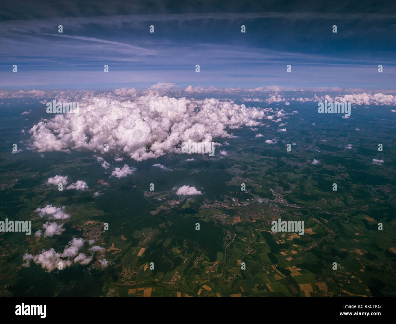 Above 30000 feet hi-res stock photography and images - Alamy