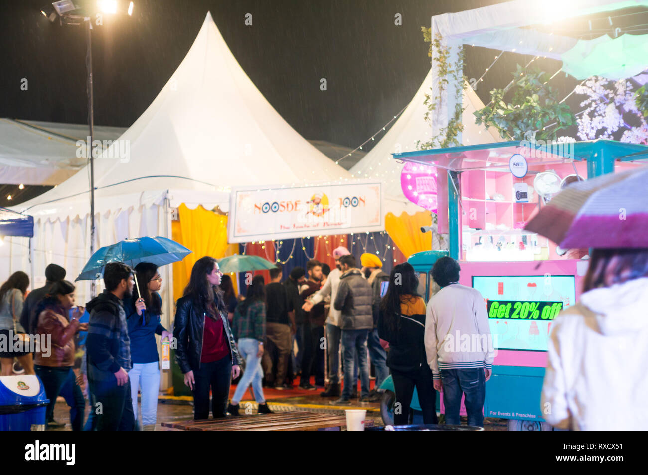 Indian girl singapore hi-res stock photography and images - Alamy