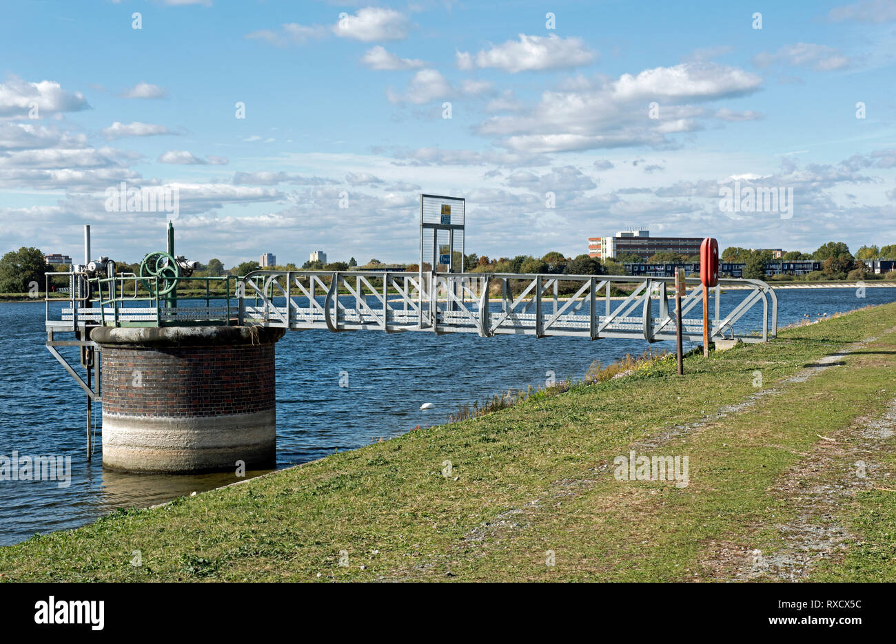 Water valve with bridge over reservoir, Walthamstow Wetlands Stock ...