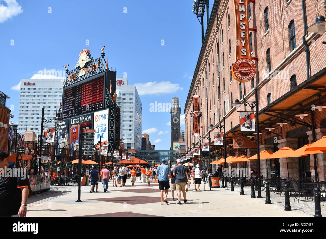Camden yards hi-res stock photography and images - Alamy
