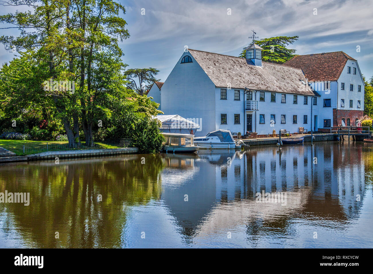 Hambleden mill hi-res stock photography and images - Alamy