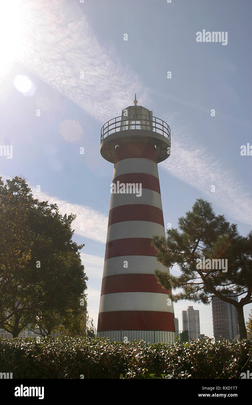 Modern american lighthouse hi-res stock photography and images - Alamy