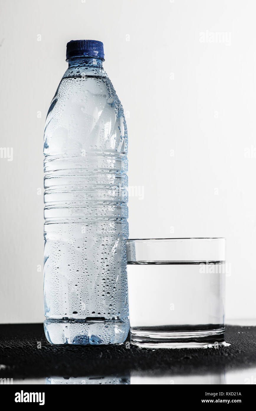 Healthy water bottle hi-res stock photography and images - Alamy