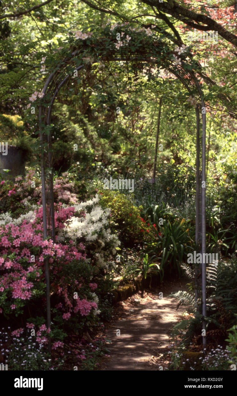 Garden Arch Country High Resolution Stock Photography and Images - Alamy