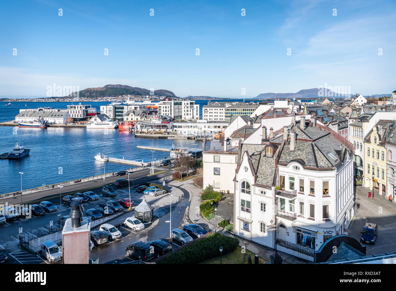 Alesund harbour and port hi-res stock photography and images - Alamy