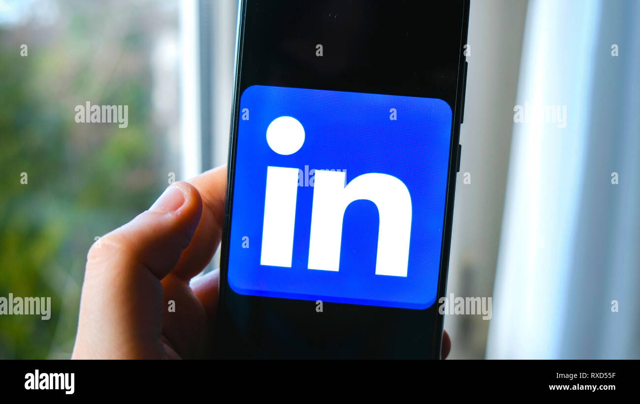 Linkedin background hi-res stock photography and images - Alamy
