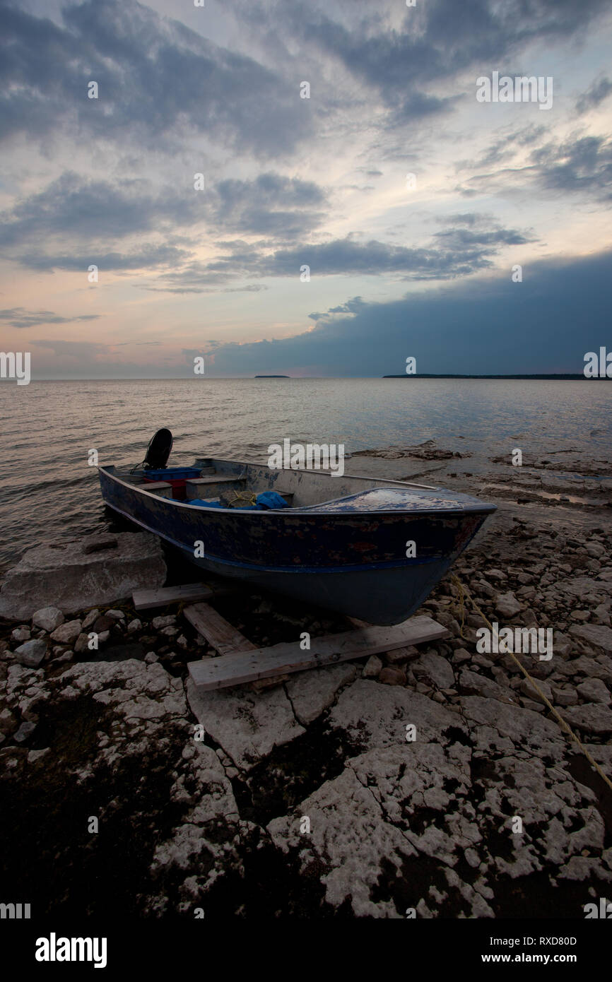 Fort Resolution, South Slave Region, Northwest Territories, Canada ...