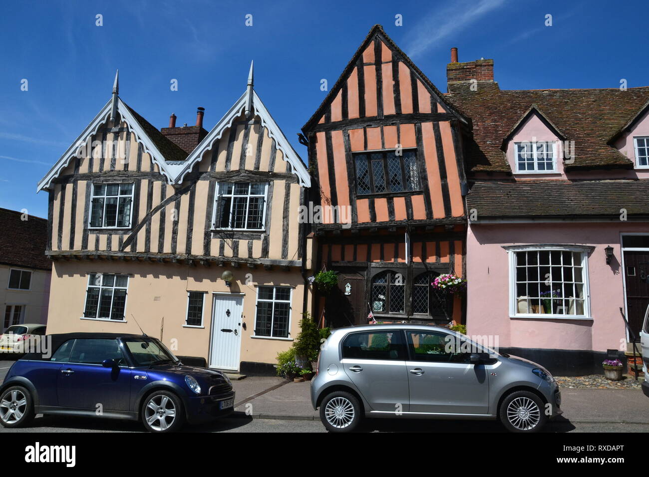 Historic Tudor half-timbered buildings in Lavenham high Street, Suffolk ...